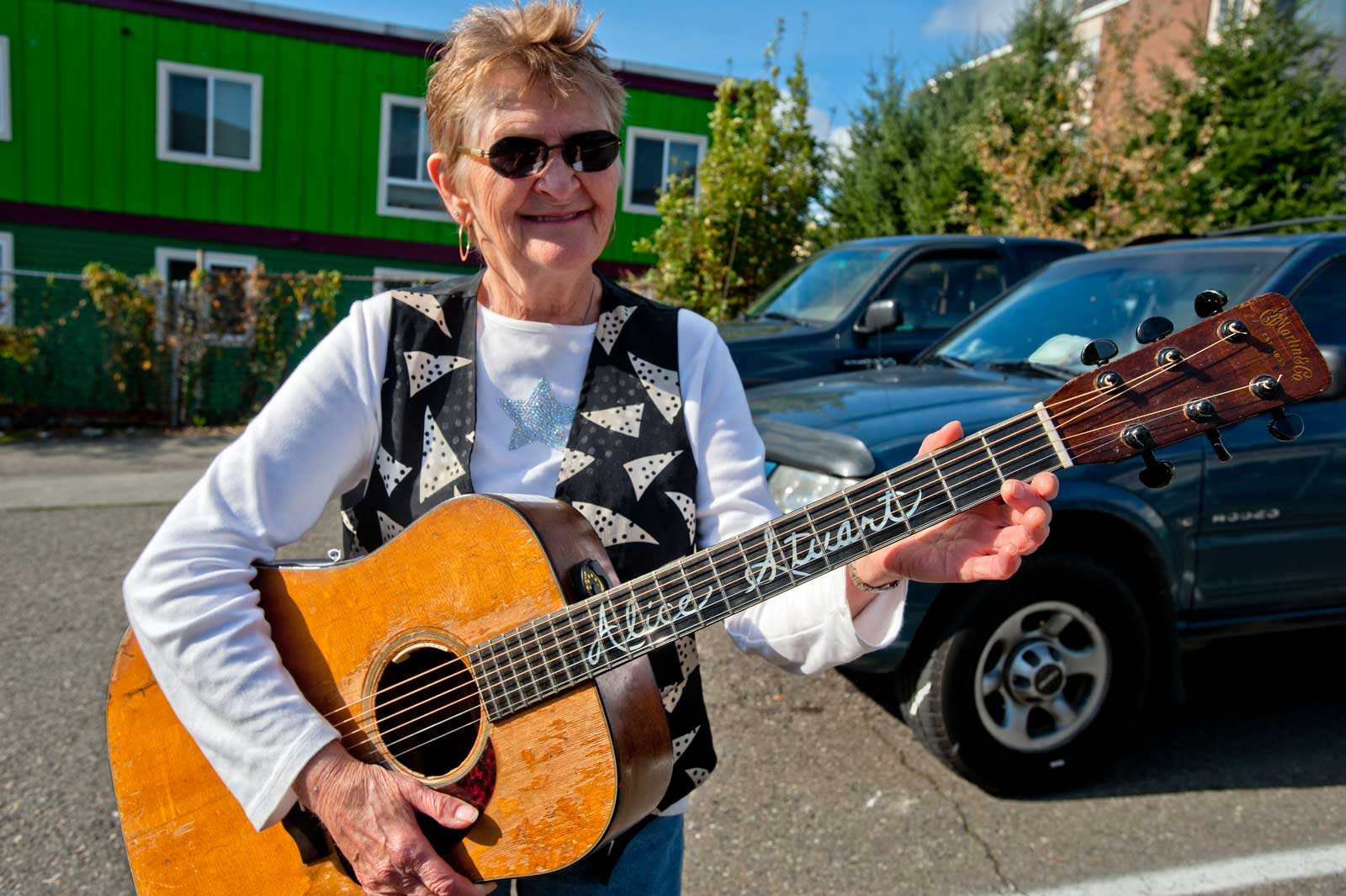 Alice-Stuart-with-guitar | Seattle Now & Then