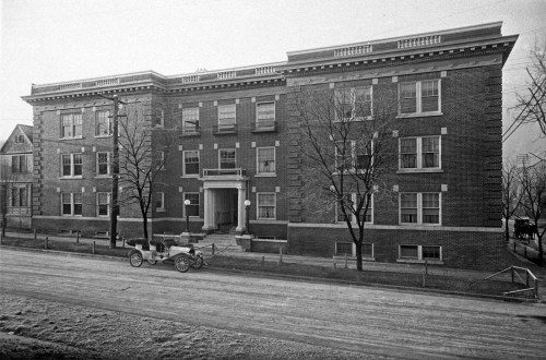 Seattle Now & Then: The Old Colony Apartments | Seattle Now & Then