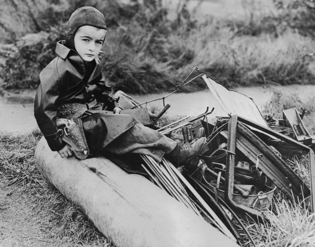 Seattle Now & Then: WWII scrap metal drive, 1942 | Seattle Now & Then